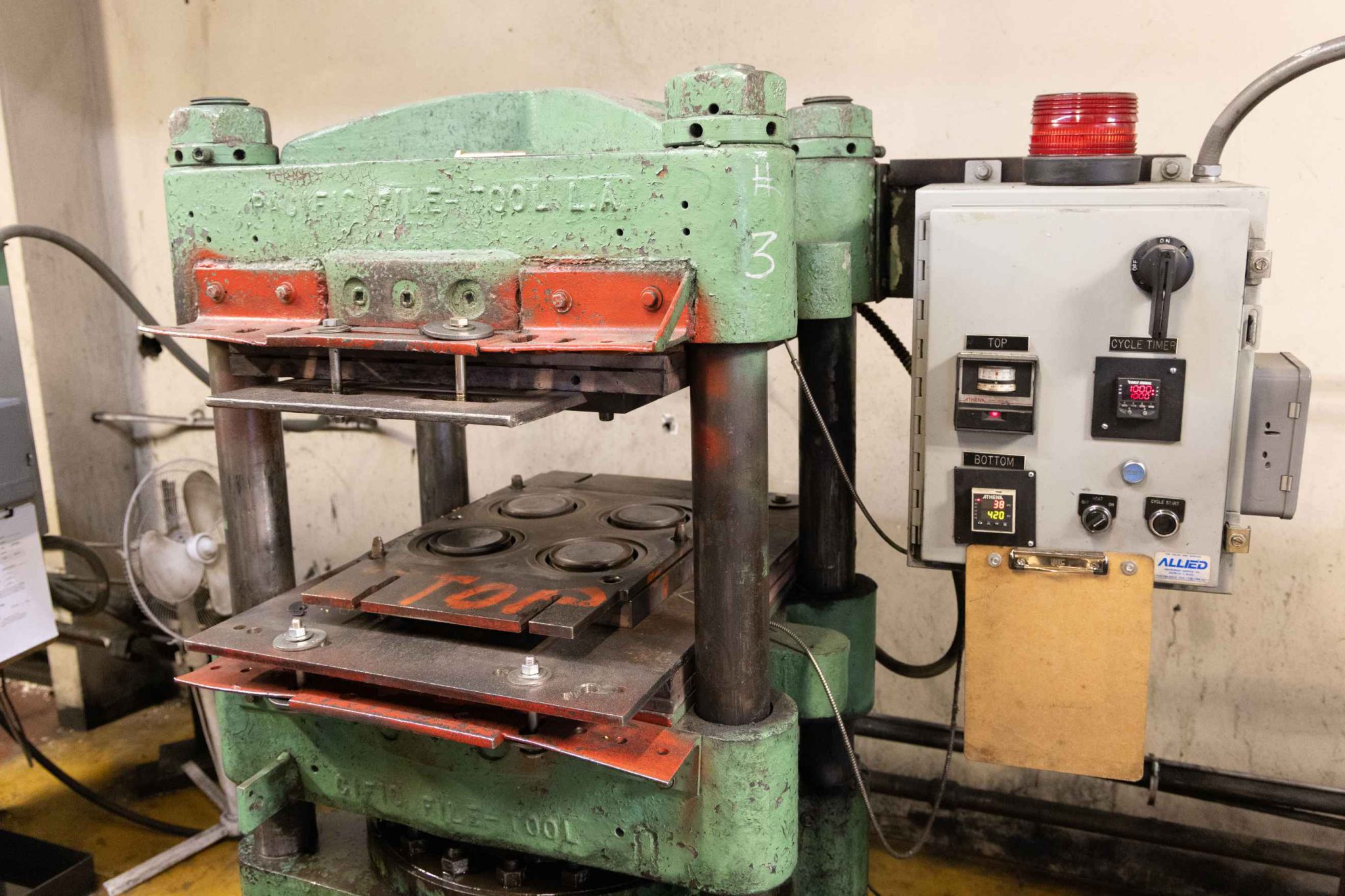 Expert Rubber Compression Molding Services | Precision Guaranteed